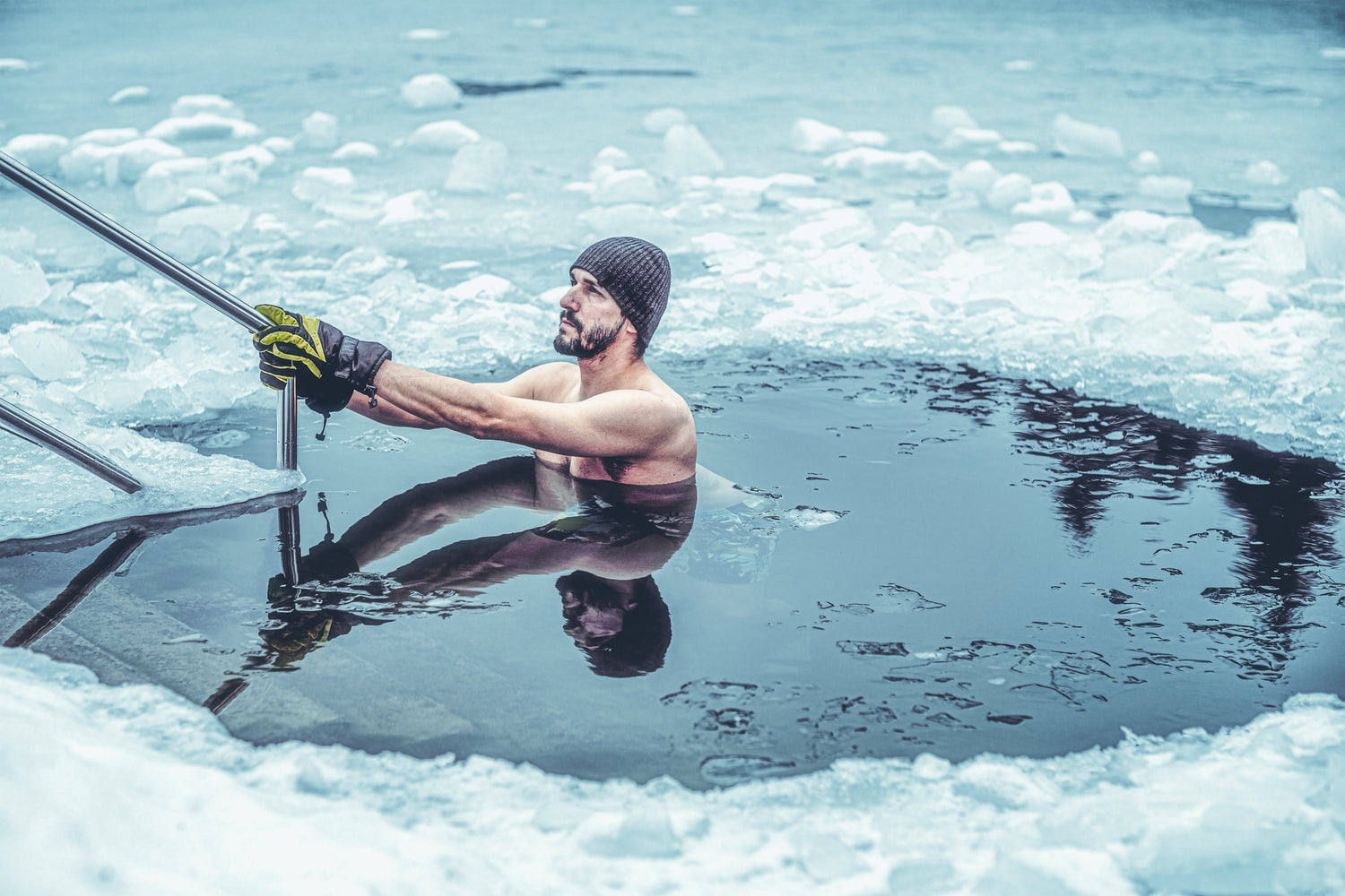 The Cold Plunge Phenomenon: Risks, Benefits, and What Experts Say ...